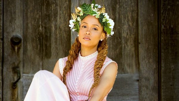 Interview: The Rap Goddess Sa-Roc – Urban Magazine